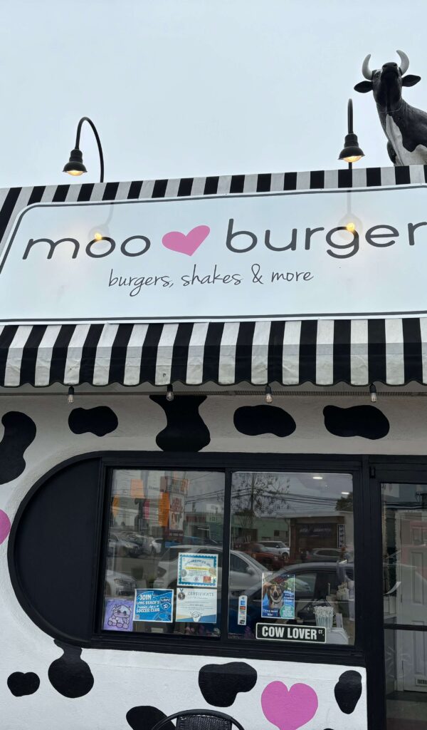 Gallery - Syosset - Moo Burger | Burgers – Shakes – Hot Dogs | Long ...